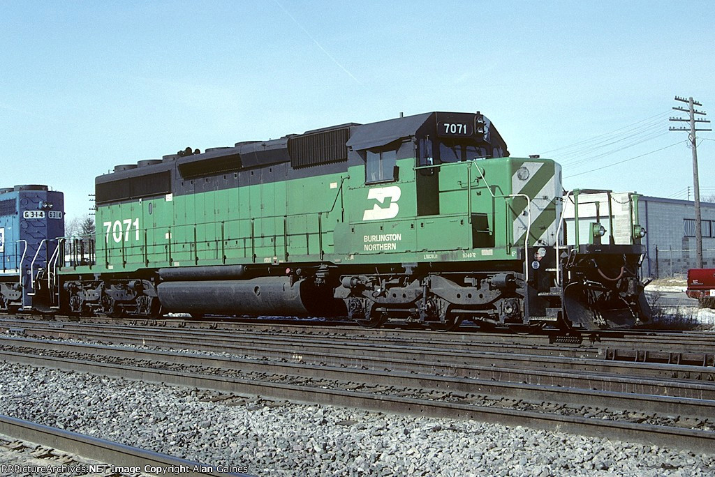 BN SD40-2 7071